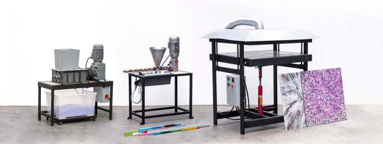 Precious Plastic démocratise le recyclage du plastique - La Plastiquerie